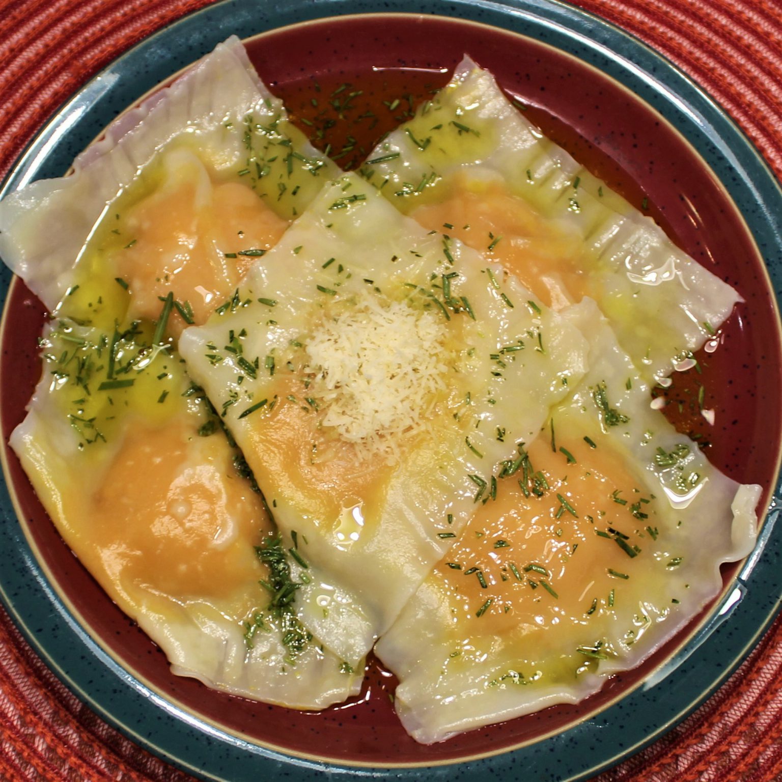 Easy Squash Ravioli with Rosemary Olive Oil – Cansanity